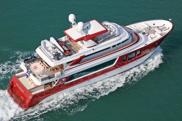 Yacht Red Pearl, an MCP Superyacht | CHARTERWORLD Luxury Superyacht ...
